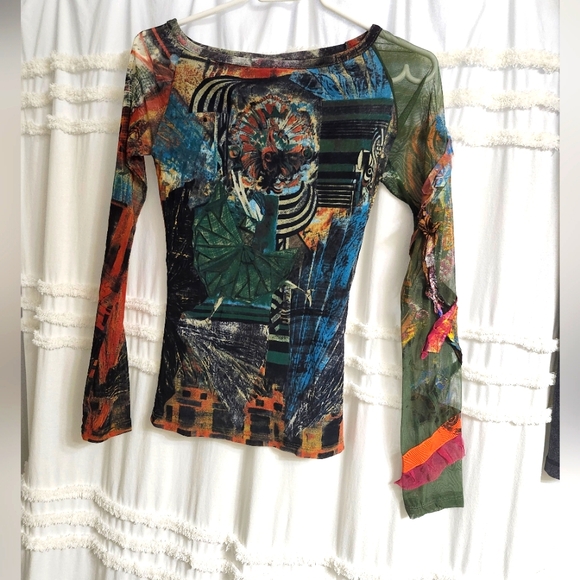 Save The Queen | Tops | Stunning Save The Queen Top | Poshmark